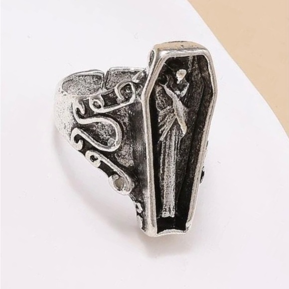 Accessories | Coffin Embalmed Body Corpse Mummy Vampire Crypt Tomb Goth ...